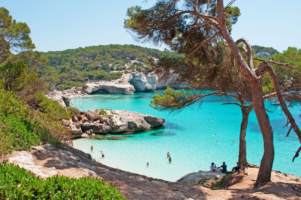 Cala de Mitjana y Mitjaneta en Menorca - Menorca Nautic Blog